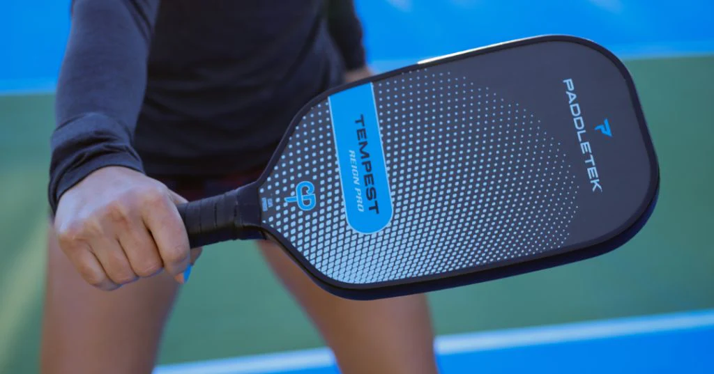 Paddles - SportyEscapade